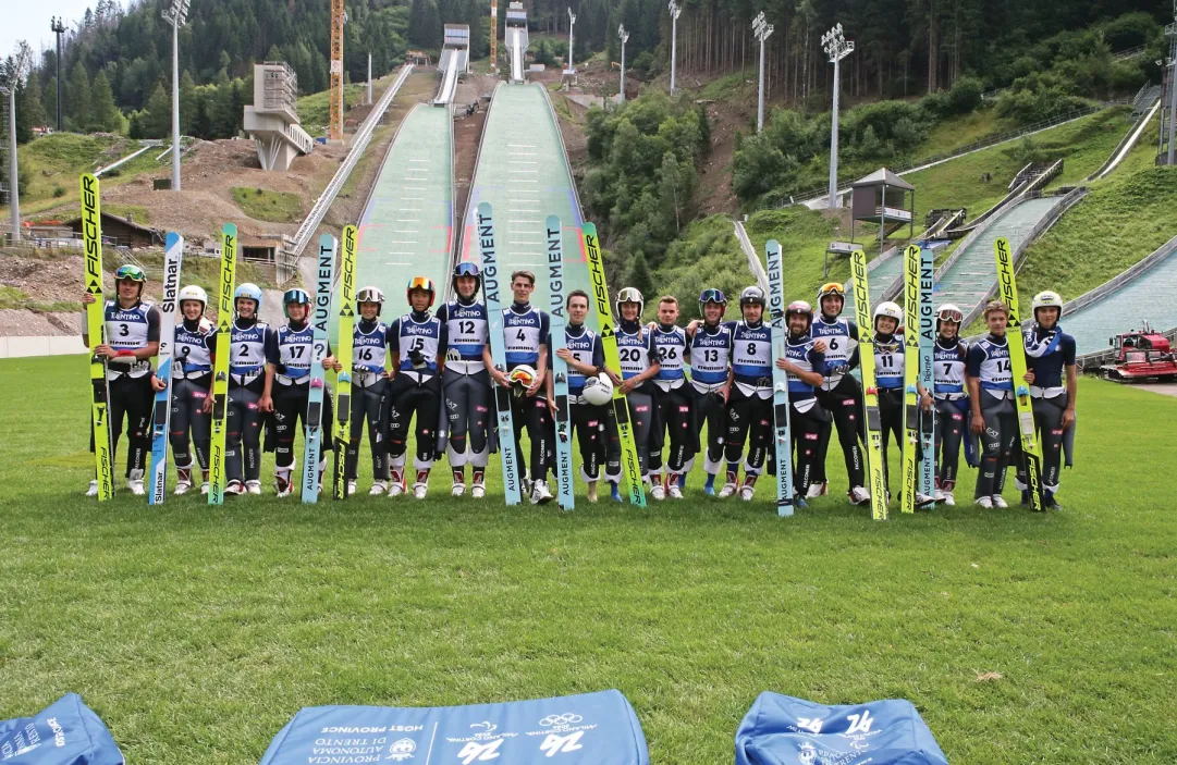 Ecco i primi salti sui rinnovati trampolini in Val di Fiemme: a Predazzo si vola direzione Olimpiadi